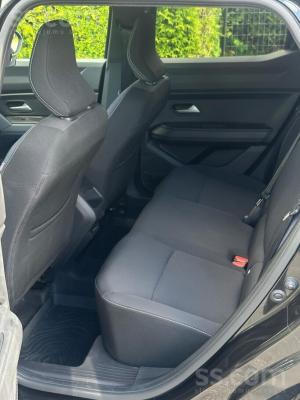 Melns Dacia Duster 2024 Rīga, ar dzinēja tilpumu 1.00 L un nobraukumu 20 tūkst. km par 21900 €, foto 20 vietnē AUTOMOTO.COM.LV