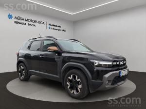 Melns Dacia Duster 2025 Rīga, ar dzinēja tilpumu 1.20 L un nobraukumu 34 tūkst. km par 19595 €, foto  vietnē AUTOMOTO.COM.LV