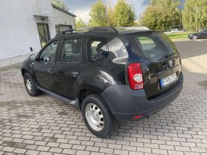 Black Dacia Duster 2011 in Kaunas, with an engine capacity of 1.60 L and mileage of 153 thousand km for 2900 €, photo 9 on AUTOMOTO.COM.LV