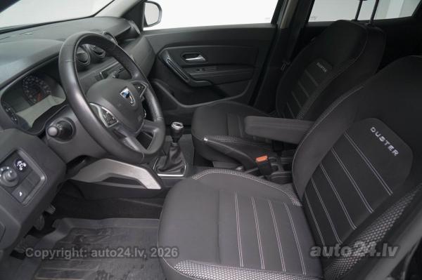 Black Dacia Duster 2021 in Tallinn, with an engine capacity of 1.00 L and mileage of 80 thousand km for 9900 €, photo 7 on AUTOMOTO.COM.LV