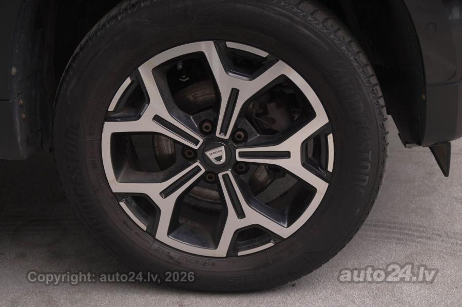 Melns Dacia Duster 2021 Tallina, ar dzinēja tilpumu 1.00 L un nobraukumu 80 tūkst. km par 9900 €, foto 16 vietnē AUTOMOTO.COM.LV