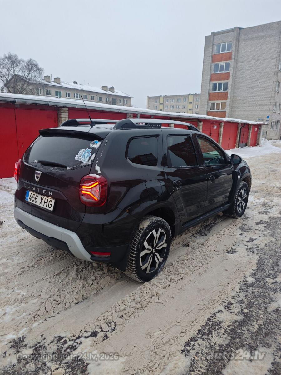 Black Dacia Duster 2022 in Tallinn, with an engine capacity of 1.30 L and mileage of 35 thousand km for 15900 €, photo 3 on AUTOMOTO.COM.LV