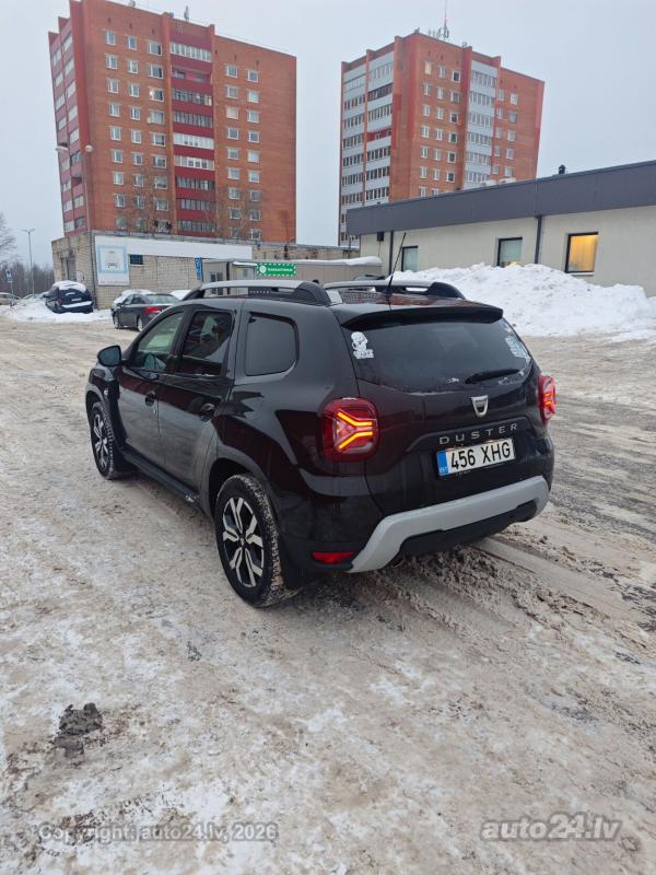 Black Dacia Duster 2022 in Tallinn, with an engine capacity of 1.30 L and mileage of 35 thousand km for 15900 €, photo 4 on AUTOMOTO.COM.LV