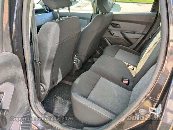 Melns Dacia Duster 2022 Tartu, ar dzinēja tilpumu 1.00 L un nobraukumu 44 tūkst. km par 11900 €, foto 10 vietnē AUTOMOTO.COM.LV