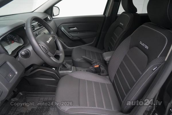 Melns Dacia Duster 2023 Tallina, ar dzinēja tilpumu 1.30 L un nobraukumu 30 tūkst. km par 16990 €, foto 8 vietnē AUTOMOTO.COM.LV