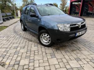 Zils Dacia Duster 2010 Madona, ar dzinēja tilpumu 1.50 L un nobraukumu 330 tūkst. km par 3100 €, foto  vietnē AUTOMOTO.COM.LV