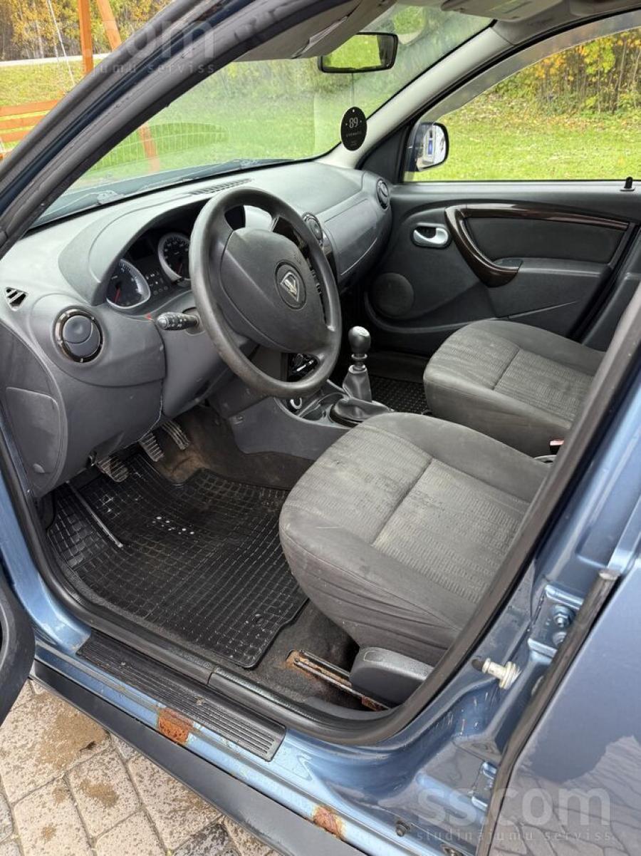 Синий Дачия Duster 2010 в Мадона, объемом двигателя 1.50 л и пробегом 330 тыс. км за 3100 €, фото 6 на AUTOMOTO.COM.LV