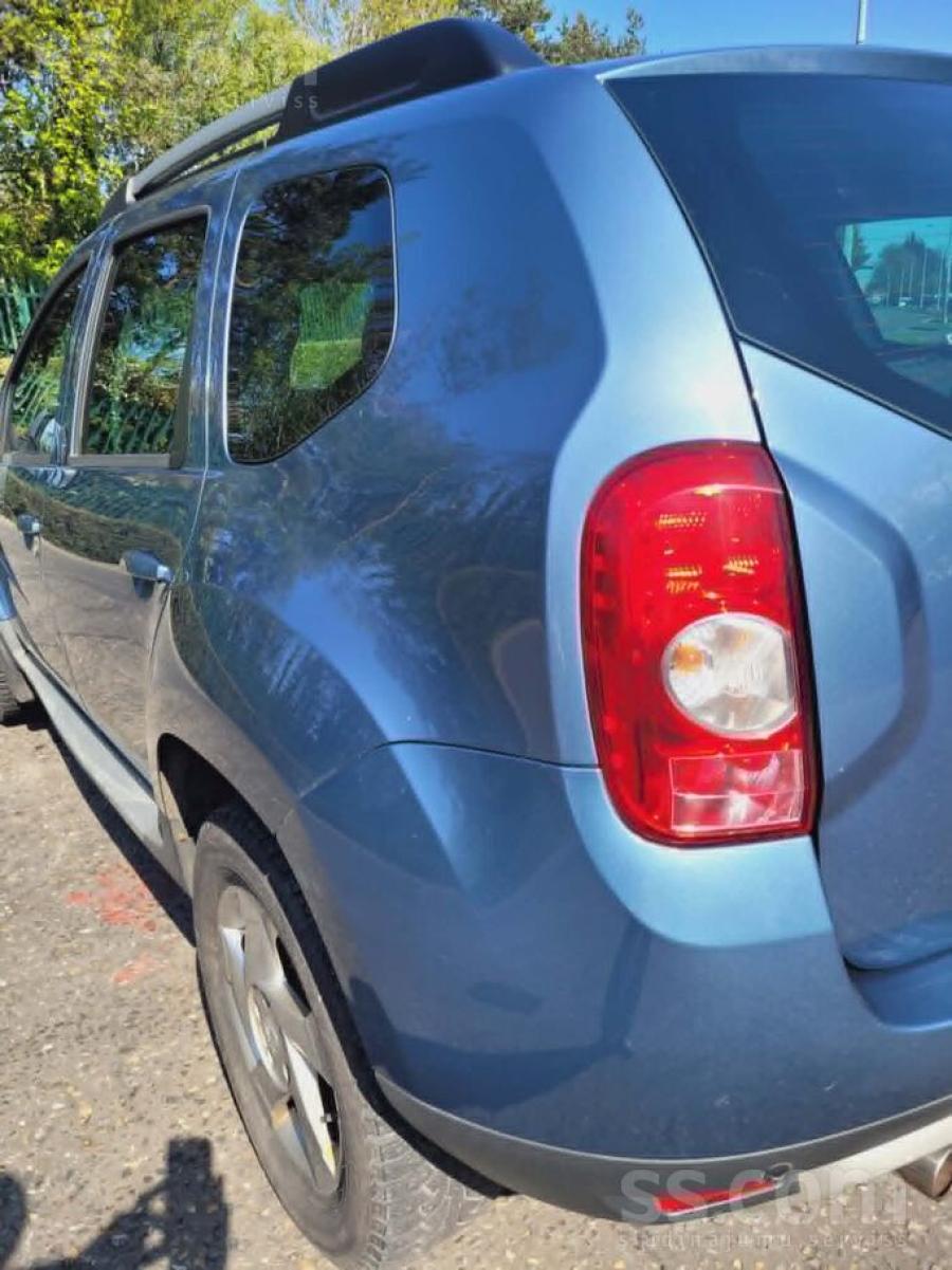 Blue Dacia Duster 2011 in Riga, with an engine capacity of 1.60 L and mileage of 175 thousand km for 7200 €, photo 13 on AUTOMOTO.COM.LV