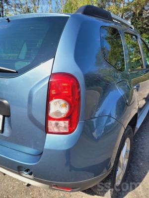 Blue Dacia Duster 2011 in Riga, with an engine capacity of 1.60 L and mileage of 175 thousand km for 7200 €, photo 14 on AUTOMOTO.COM.LV