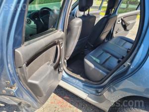 Blue Dacia Duster 2011 in Riga, with an engine capacity of 1.60 L and mileage of 175 thousand km for 7200 €, photo 19 on AUTOMOTO.COM.LV