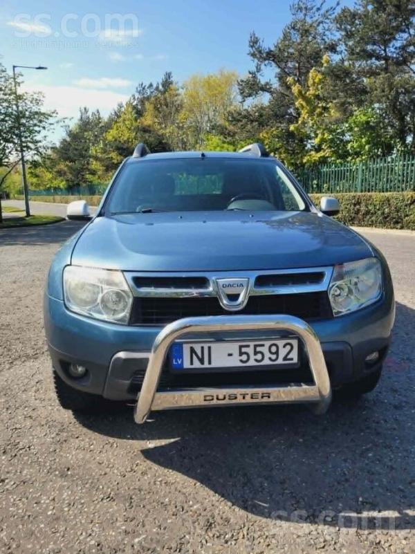 Zils Dacia Duster 2011 Rīga, ar dzinēja tilpumu 1.60 L un nobraukumu 175 tūkst. km par 7200 €, foto 3 vietnē AUTOMOTO.COM.LV