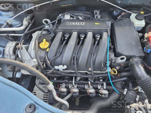 Zils Dacia Duster 2011 Rīga, ar dzinēja tilpumu 1.60 L un nobraukumu 175 tūkst. km par 7200 €, foto 9 vietnē AUTOMOTO.COM.LV