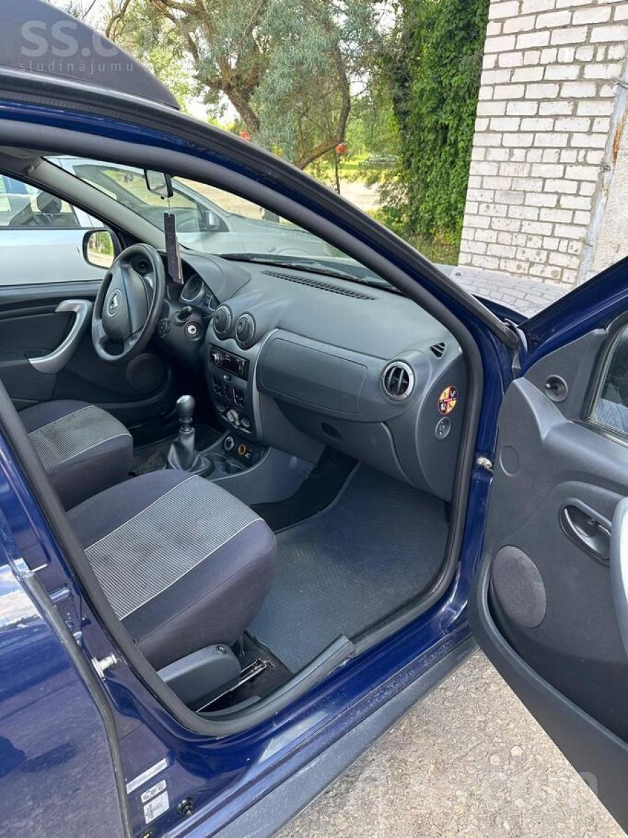 Zils Dacia Duster 2011 Ventspils, ar dzinēja tilpumu 1.60 L un nobraukumu 259 tūkst. km par 3500 €, foto 6 vietnē AUTOMOTO.COM.LV