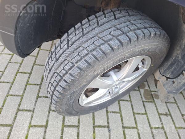 Zils Dacia Duster 2011 Bauska, ar dzinēja tilpumu 1.50 L un nobraukumu 174 tūkst. km par 4800 €, foto 6 vietnē AUTOMOTO.COM.LV