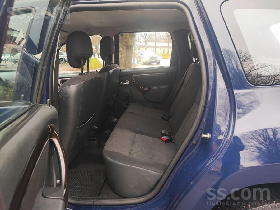 Zils Dacia Duster 2012 Cēsis, ar dzinēja tilpumu 1.50 L un nobraukumu 264 tūkst. km par 5750 €, foto 15 vietnē AUTOMOTO.COM.LV