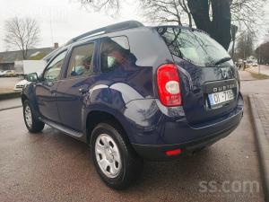 Blue Dacia Duster 2012 in Cesis, with an engine capacity of 1.50 L and mileage of 264 thousand km for 5750 €, photo 5 on AUTOMOTO.COM.LV