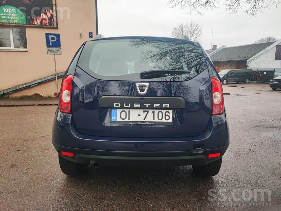 Blue Dacia Duster 2012 in Cesis, with an engine capacity of 1.50 L and mileage of 264 thousand km for 5750 €, photo 6 on AUTOMOTO.COM.LV