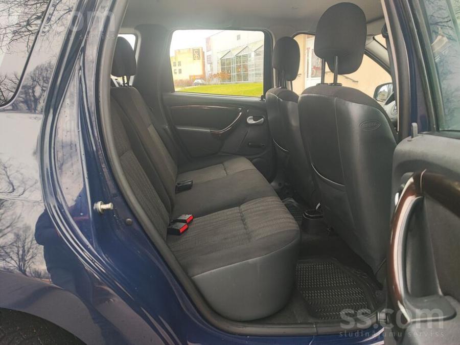 Blue Dacia Duster 2012 in Cesis, with an engine capacity of 1.50 L and mileage of 264 thousand km for 5750 €, photo 15 on AUTOMOTO.COM.LV