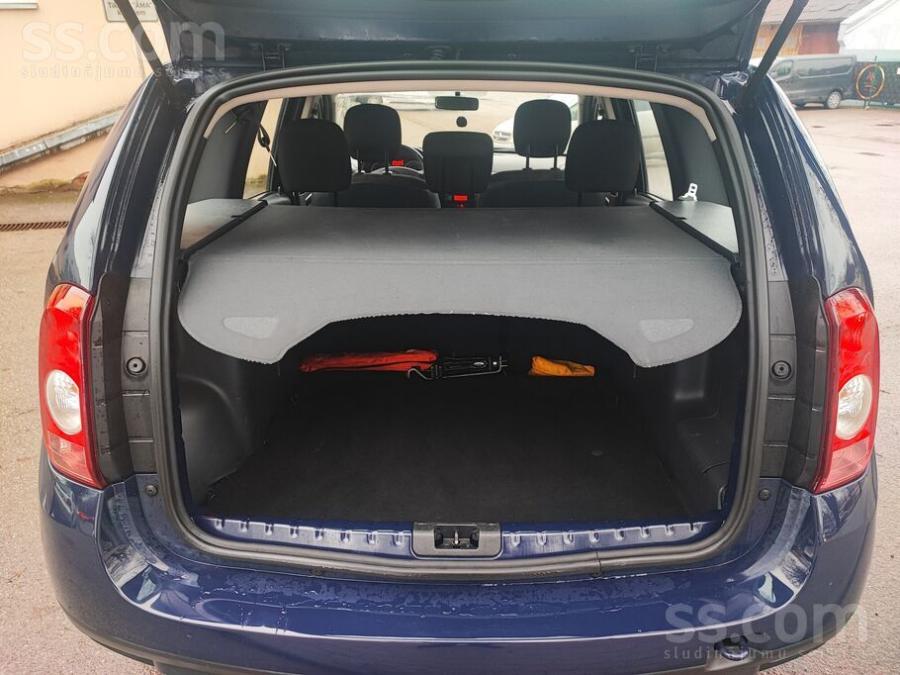 Blue Dacia Duster 2012 in Cesis, with an engine capacity of 1.50 L and mileage of 264 thousand km for 5750 €, photo 17 on AUTOMOTO.COM.LV