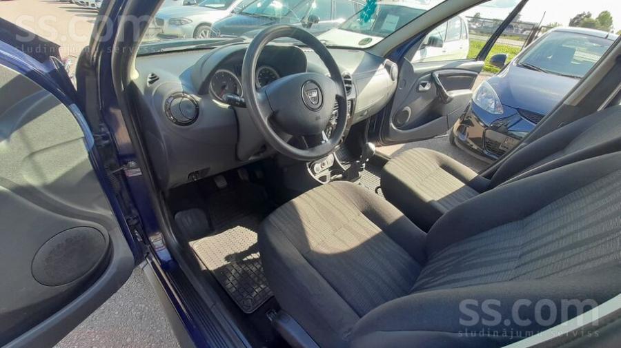 Blue Dacia Duster 2012 in Riga, with an engine capacity of 1.50 L and mileage of 210 thousand km for 4900 €, photo 14 on AUTOMOTO.COM.LV