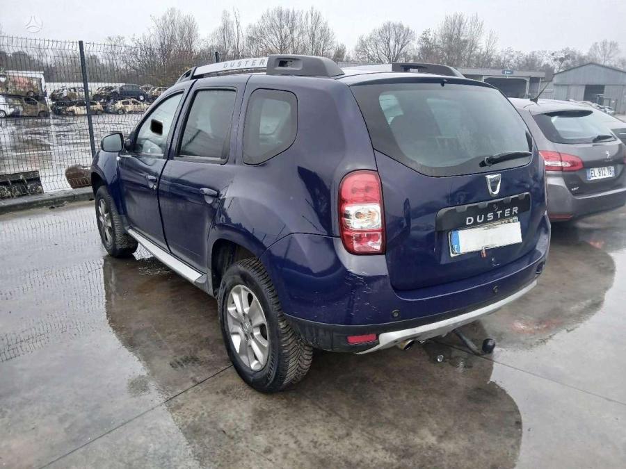 Blue Dacia Duster 2014 in Taurage, with an engine capacity of 1.20 L and mileage of 180 thousand km for 3900 €, photo 4 on AUTOMOTO.COM.LV