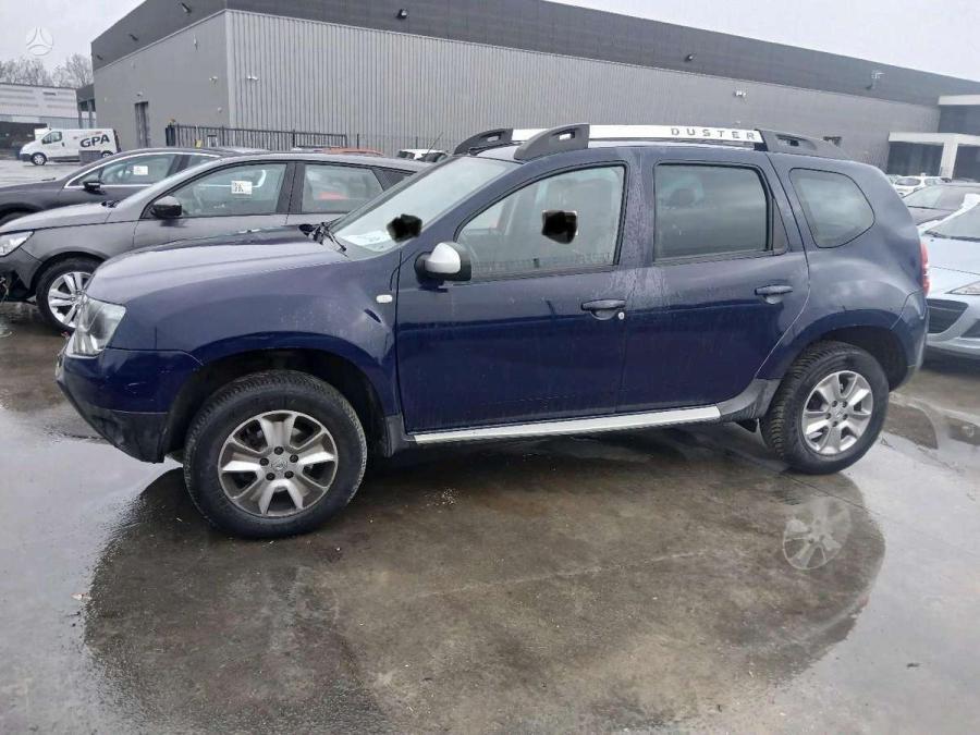 Blue Dacia Duster 2014 in Taurage, with an engine capacity of 1.20 L and mileage of 180 thousand km for 3900 €, photo 6 on AUTOMOTO.COM.LV