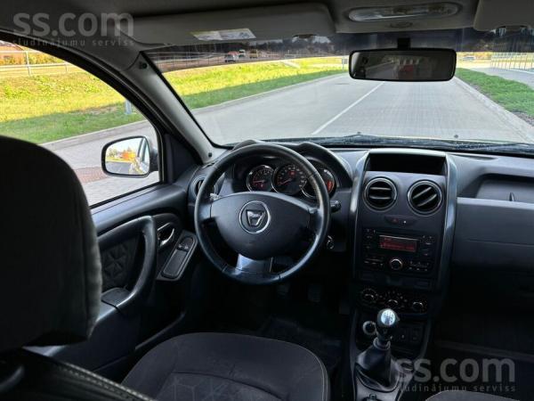 Blue Dacia Duster 2014 in Rezekne, with an engine capacity of 1.50 L and mileage of 0 thousand km for 4990 €, photo 9 on AUTOMOTO.COM.LV