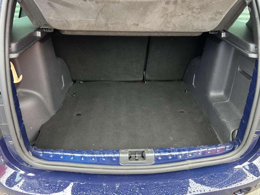 Blue Dacia Duster 2014 in Vilnius, with an engine capacity of 1.20 L and mileage of 183 thousand km for 4400 €, photo 12 on AUTOMOTO.COM.LV