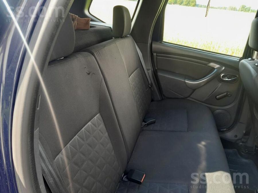 Zils Dacia Duster 2014 Ogre, ar dzinēja tilpumu 1.50 L un nobraukumu 0 tūkst. km par 3500 €, foto 1 vietnē AUTOMOTO.COM.LV