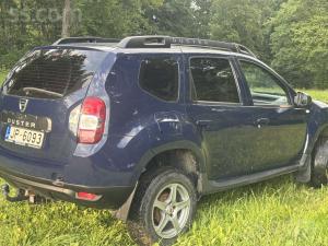 Zils Dacia Duster 2014 Rēzekne, ar dzinēja tilpumu 1.50 L un nobraukumu 236 tūkst. km par 5200 €, foto 6 vietnē AUTOMOTO.COM.LV