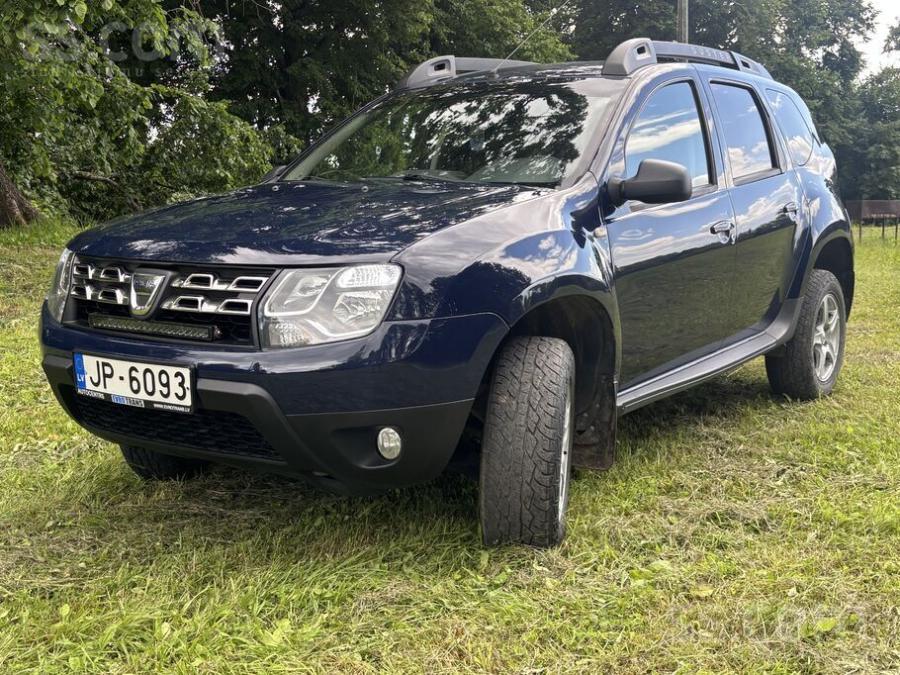Blue Dacia Duster 2014 in Rezekne, with an engine capacity of 1.50 L and mileage of 236 thousand km for 4990 €, photo 3 on AUTOMOTO.COM.LV