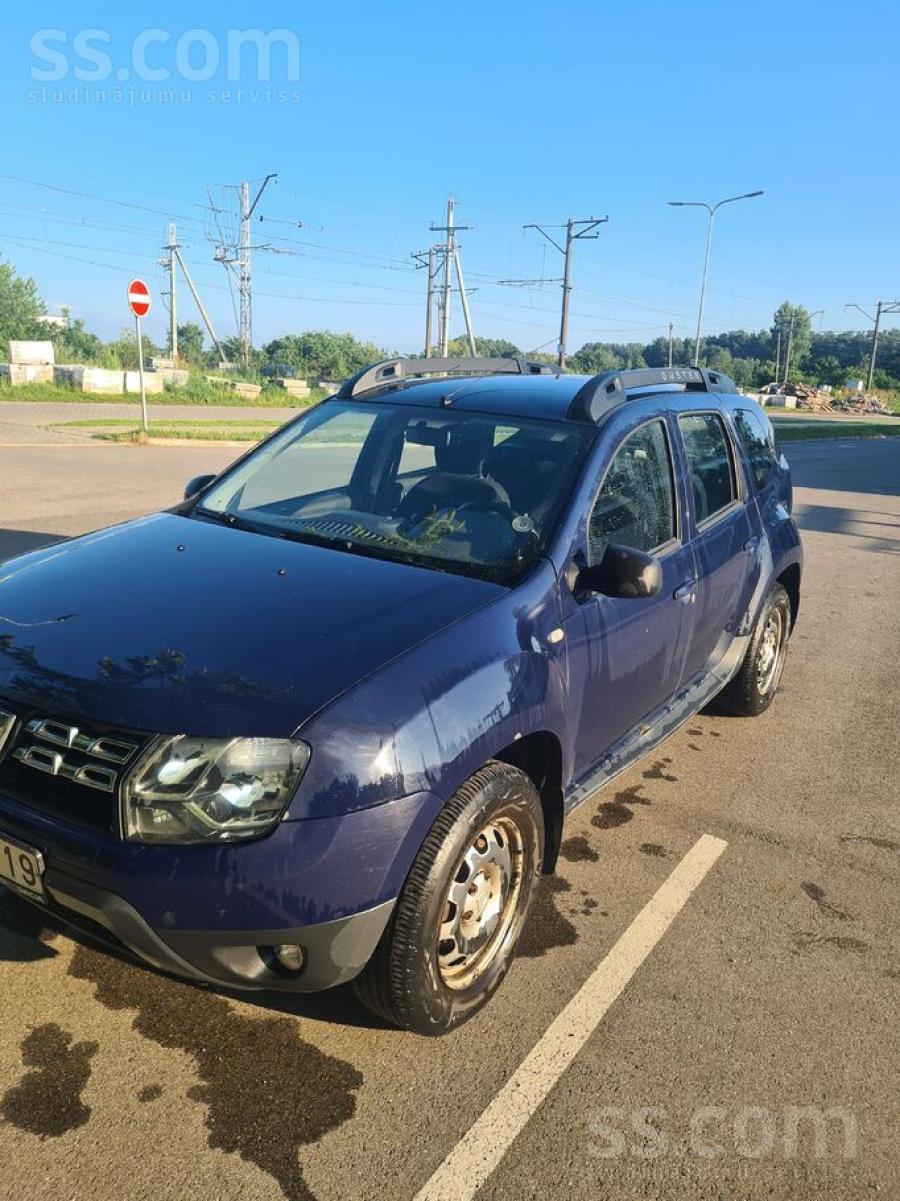 Blue Dacia Duster 2014 in Riga, with an engine capacity of 1.50 L and mileage of 257 thousand km for 4300 €, photo 3 on AUTOMOTO.COM.LV