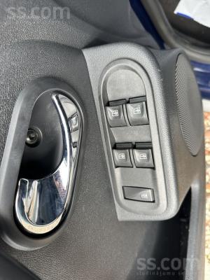 Zils Dacia Duster 2014 Cēsis, ar dzinēja tilpumu 1.20 L un nobraukumu 0 tūkst. km par 6900 €, foto 14 vietnē AUTOMOTO.COM.LV