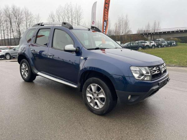 Blue Dacia Duster 2016 in Kaunas, with an engine capacity of 1.20 L and mileage of 268 thousand km for 4650 €, photo 2 on AUTOMOTO.COM.LV