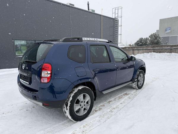 Blue Dacia Duster 2016 in Siauliai, with an engine capacity of 1.20 L and mileage of 128 thousand km for 5750 €, photo 4 on AUTOMOTO.COM.LV
