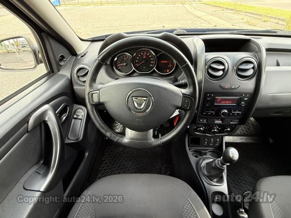 Blue Dacia Duster 2016 in Tartu, with an engine capacity of 1.50 L and mileage of 169 thousand km for 6799 €, photo 8 on AUTOMOTO.COM.LV