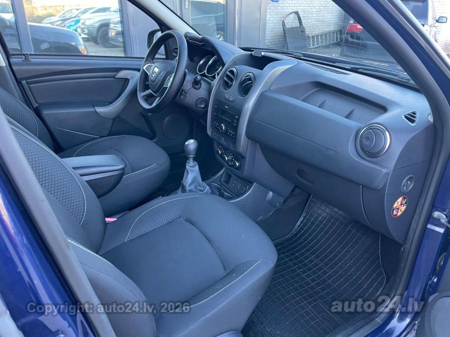 Zils Dacia Duster 2017 Tallina, ar dzinēja tilpumu 1.50 L un nobraukumu 96 tūkst. km par 7990 €, foto 12 vietnē AUTOMOTO.COM.LV
