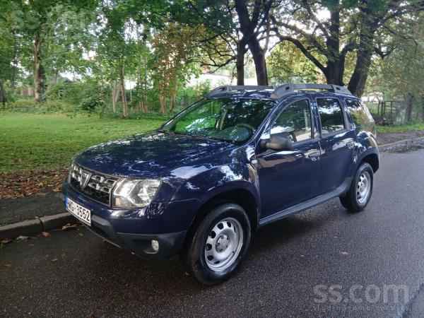 Zils Dacia Duster 2017 Rīga, ar dzinēja tilpumu 1.60 L un nobraukumu 183 tūkst. km par 5800 €, foto 1 vietnē AUTOMOTO.COM.LV