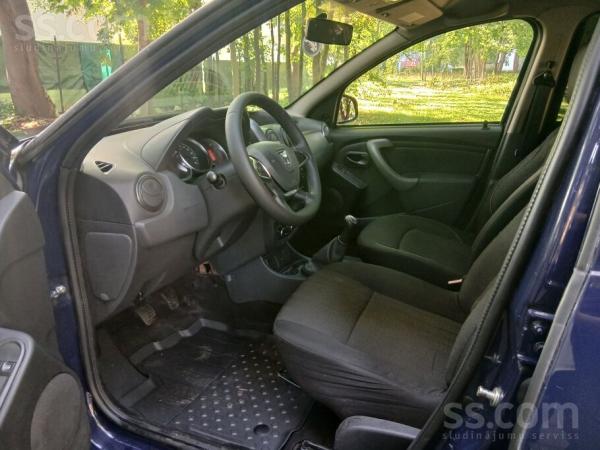 Zils Dacia Duster 2017 Rīga, ar dzinēja tilpumu 1.60 L un nobraukumu 183 tūkst. km par 5800 €, foto 9 vietnē AUTOMOTO.COM.LV