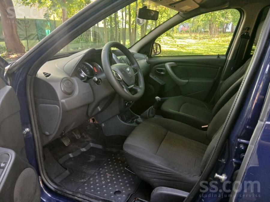Zils Dacia Duster 2017 Rīga, ar dzinēja tilpumu 1.60 L un nobraukumu 183 tūkst. km par 5800 €, foto 9 vietnē AUTOMOTO.COM.LV