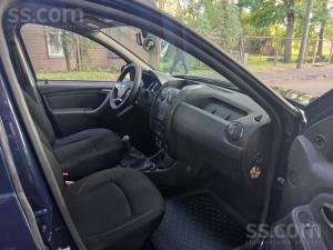 Zils Dacia Duster 2017 Rīga, ar dzinēja tilpumu 1.60 L un nobraukumu 183 tūkst. km par 5800 €, foto 10 vietnē AUTOMOTO.COM.LV