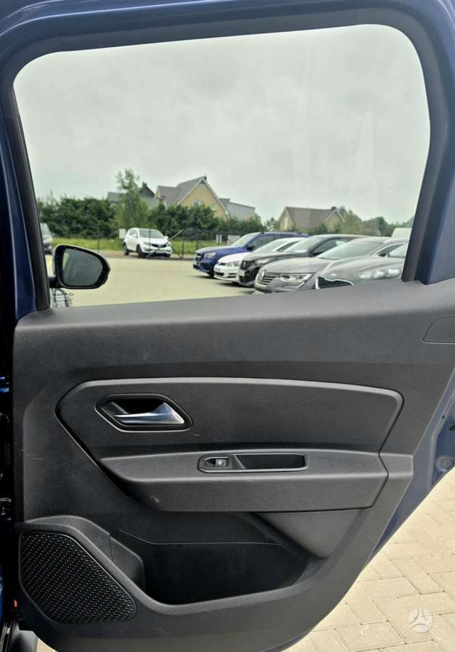 Zils Dacia Duster 2018 Tauragė, ar dzinēja tilpumu 1.46 L un nobraukumu 170 tūkst. km par 8900 €, foto 30 vietnē AUTOMOTO.COM.LV