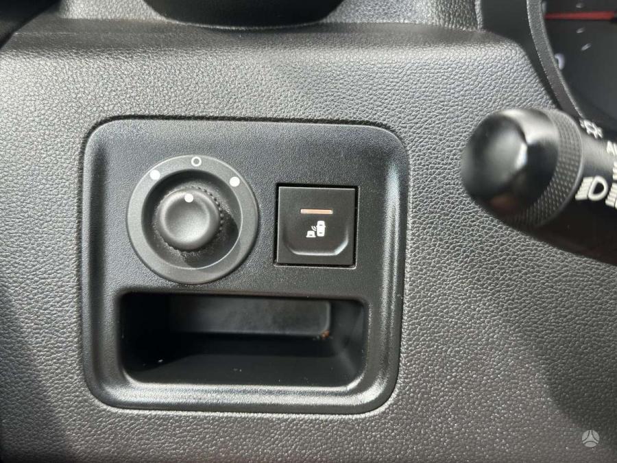 Blue Dacia Duster 2018 in Alytus, with an engine capacity of 1.20 L and mileage of 203 thousand km for 8650 €, photo 16 on AUTOMOTO.COM.LV