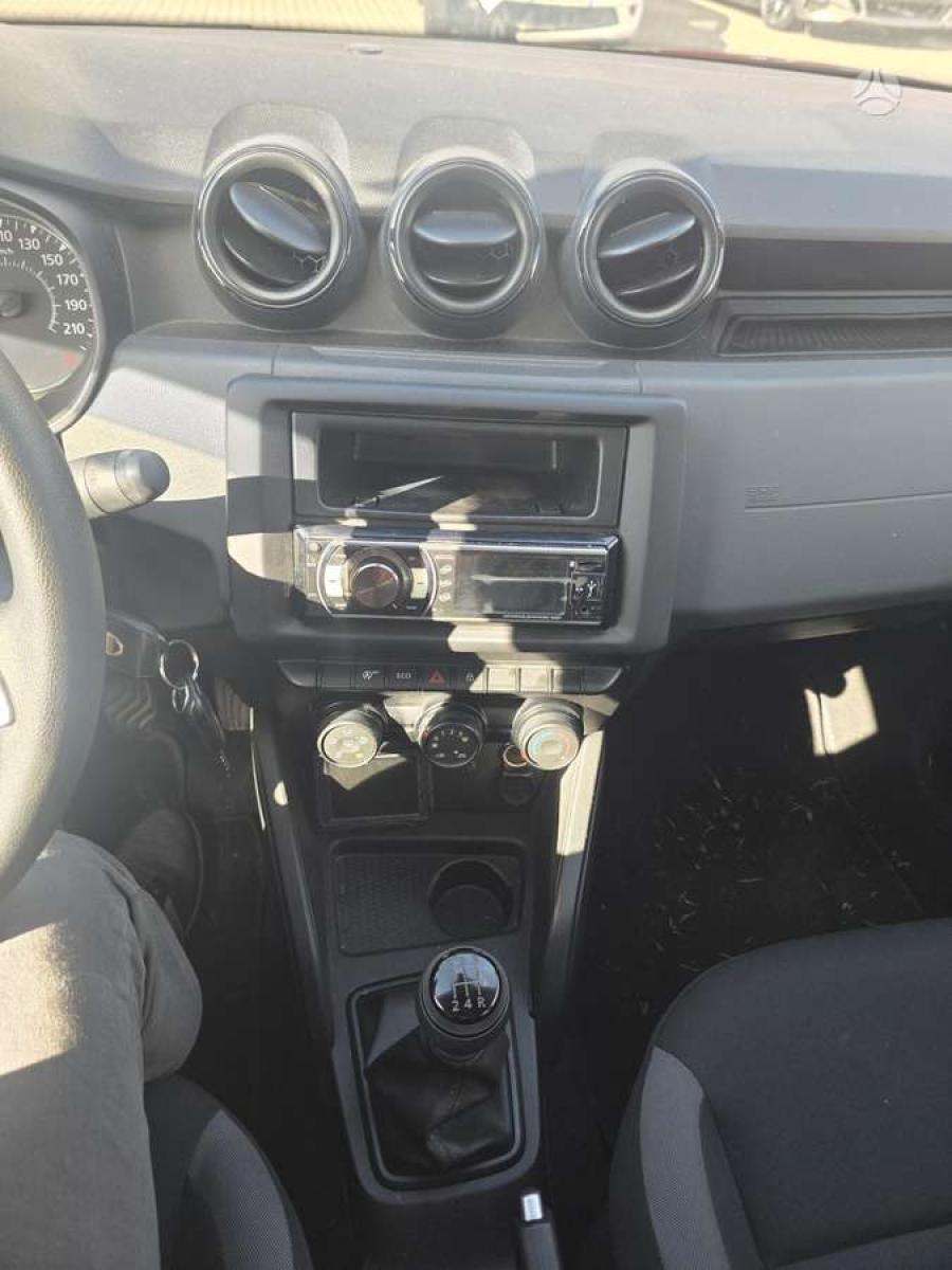 Zils Dacia Duster 2018 Tauragė, ar dzinēja tilpumu 1.60 L un nobraukumu 83 tūkst. km par 5200 €, foto 5 vietnē AUTOMOTO.COM.LV
