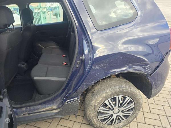 Blue Dacia Duster 2018 in Taurage, with an engine capacity of 1.60 L and mileage of 83 thousand km for 5200 €, photo 9 on AUTOMOTO.COM.LV