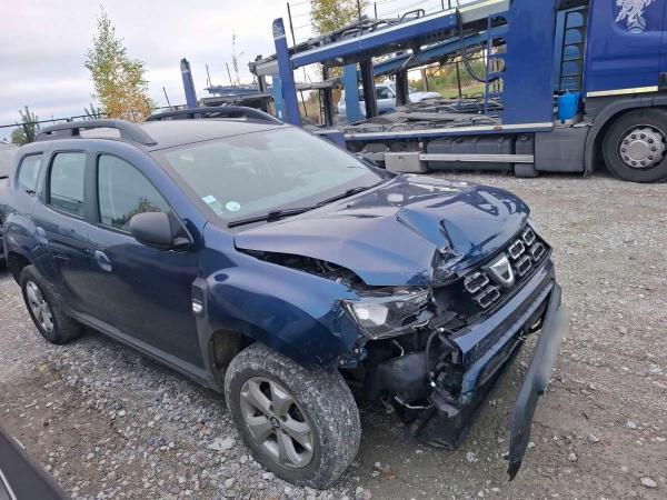 Blue Dacia Duster 2018 in Taurage, with an engine capacity of 1.46 L and mileage of 165 thousand km for 5650 €, photo 3 on AUTOMOTO.COM.LV