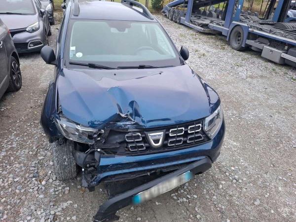 Blue Dacia Duster 2018 in Taurage, with an engine capacity of 1.46 L and mileage of 165 thousand km for 5650 €, photo 7 on AUTOMOTO.COM.LV