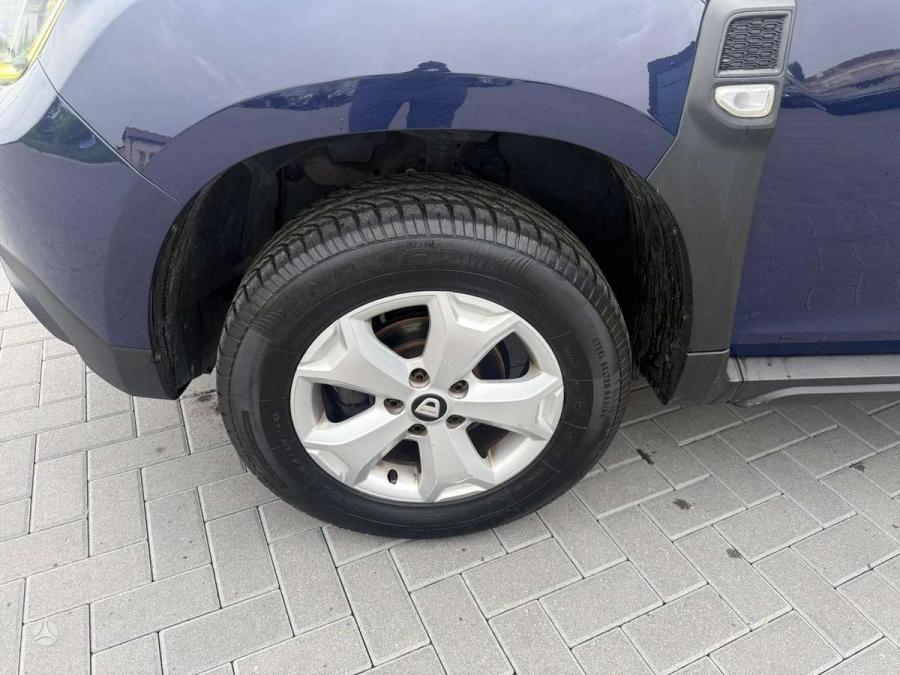 Blue Dacia Duster 2019 in Telschi, with an engine capacity of 1.60 L and mileage of 250 thousand km for 7200 €, photo 11 on AUTOMOTO.COM.LV
