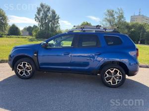 Blue Dacia Duster 2020 in Riga, with an engine capacity of 1.00 L and mileage of 89 thousand km for 9000 €, photo 3 on AUTOMOTO.COM.LV