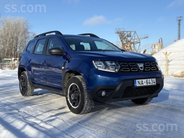 Zils Dacia Duster 2021 Valmiera, ar dzinēja tilpumu 1.50 L un nobraukumu 138 tūkst. km par 9990 €, foto 2 vietnē AUTOMOTO.COM.LV